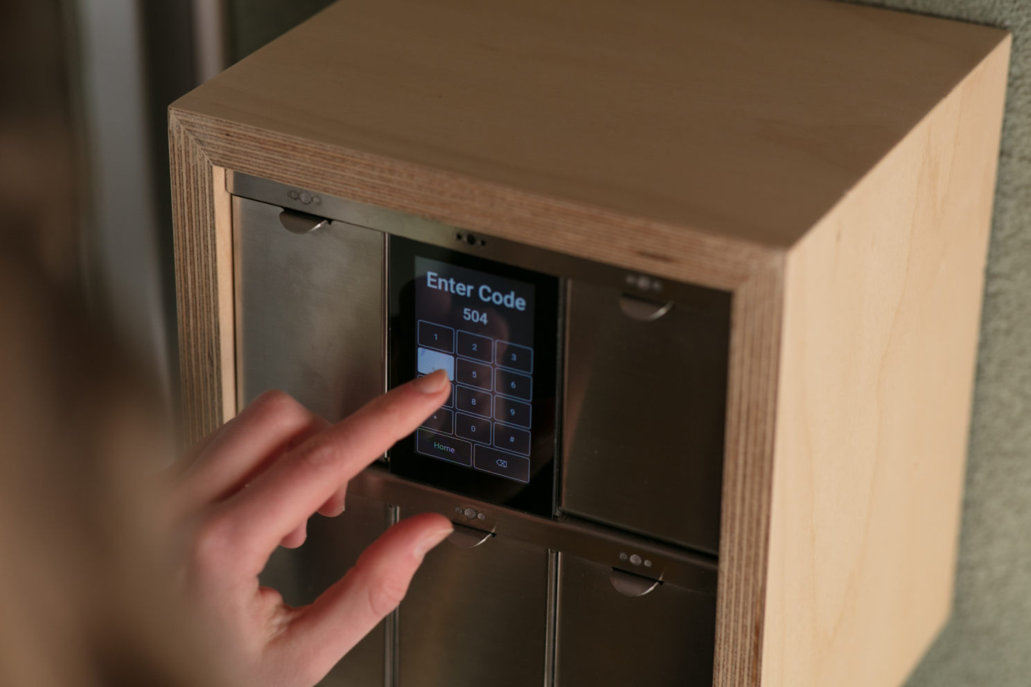 SYSTÉM PŘEDÁVÁNÍ KLÍČŮ A KARET NAPOJENÝ NA BETTER HOTEL - Better Hotel